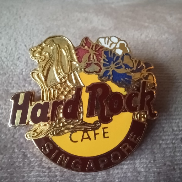 Hard Rock Cafe | Accessories | 33 Vintage Hard Rock Cafe Pin From ...